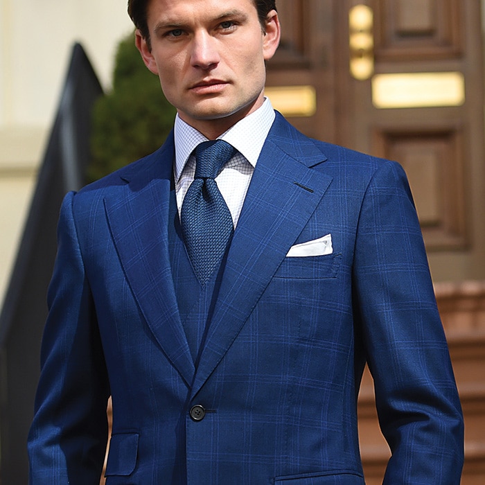 Shoulder to Shoulder | A Guide to Men's Suit Shoulder Styles